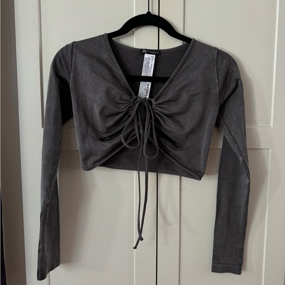 Zara | Tops | Zara Long Sleeve Detailed Crop Top | Poshmark